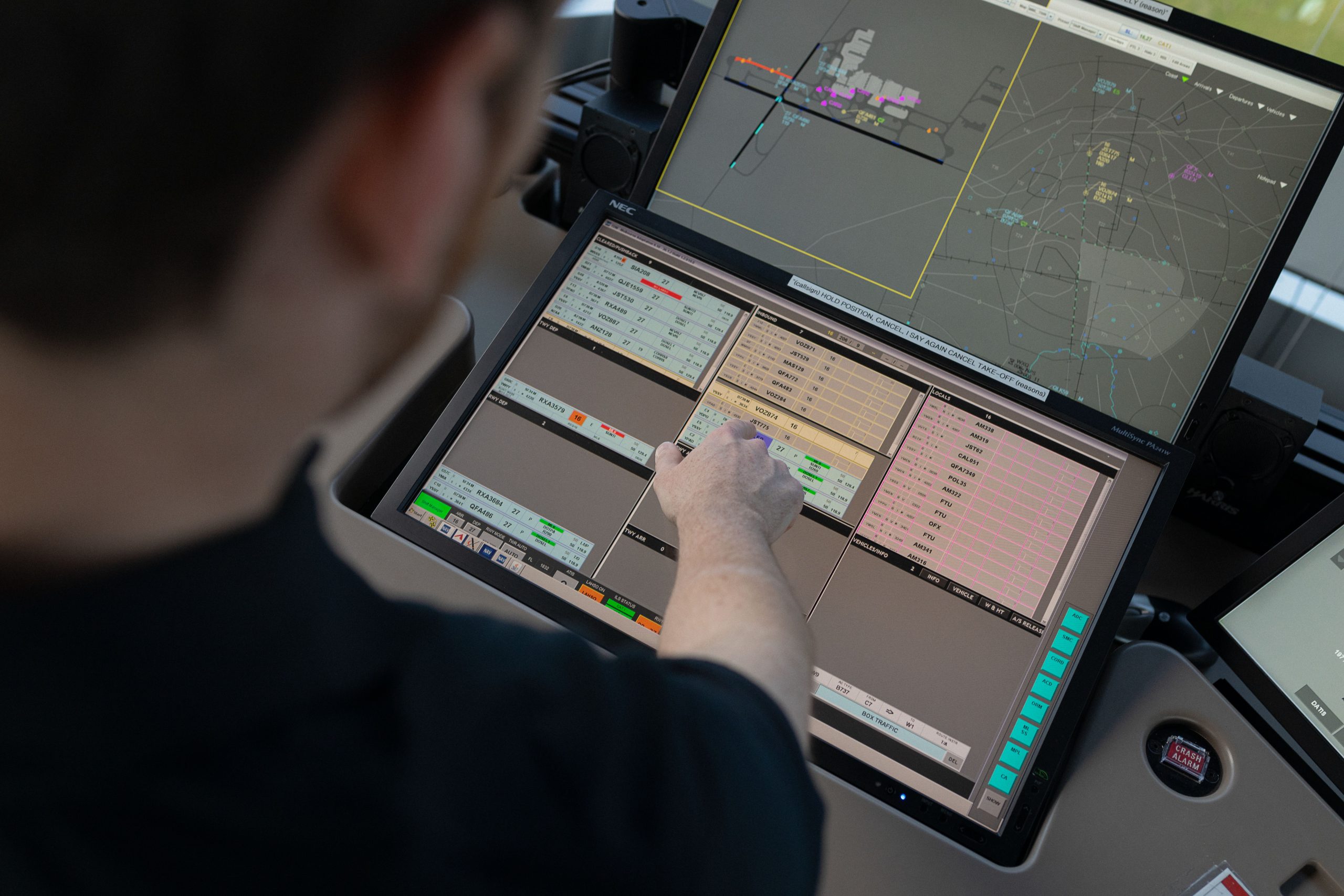 How air traffic control works - Airservices